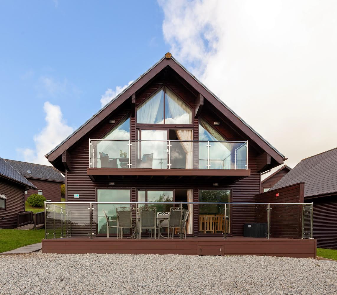 HoIiday home with indoor pool North Cornwall | Retallack Resort